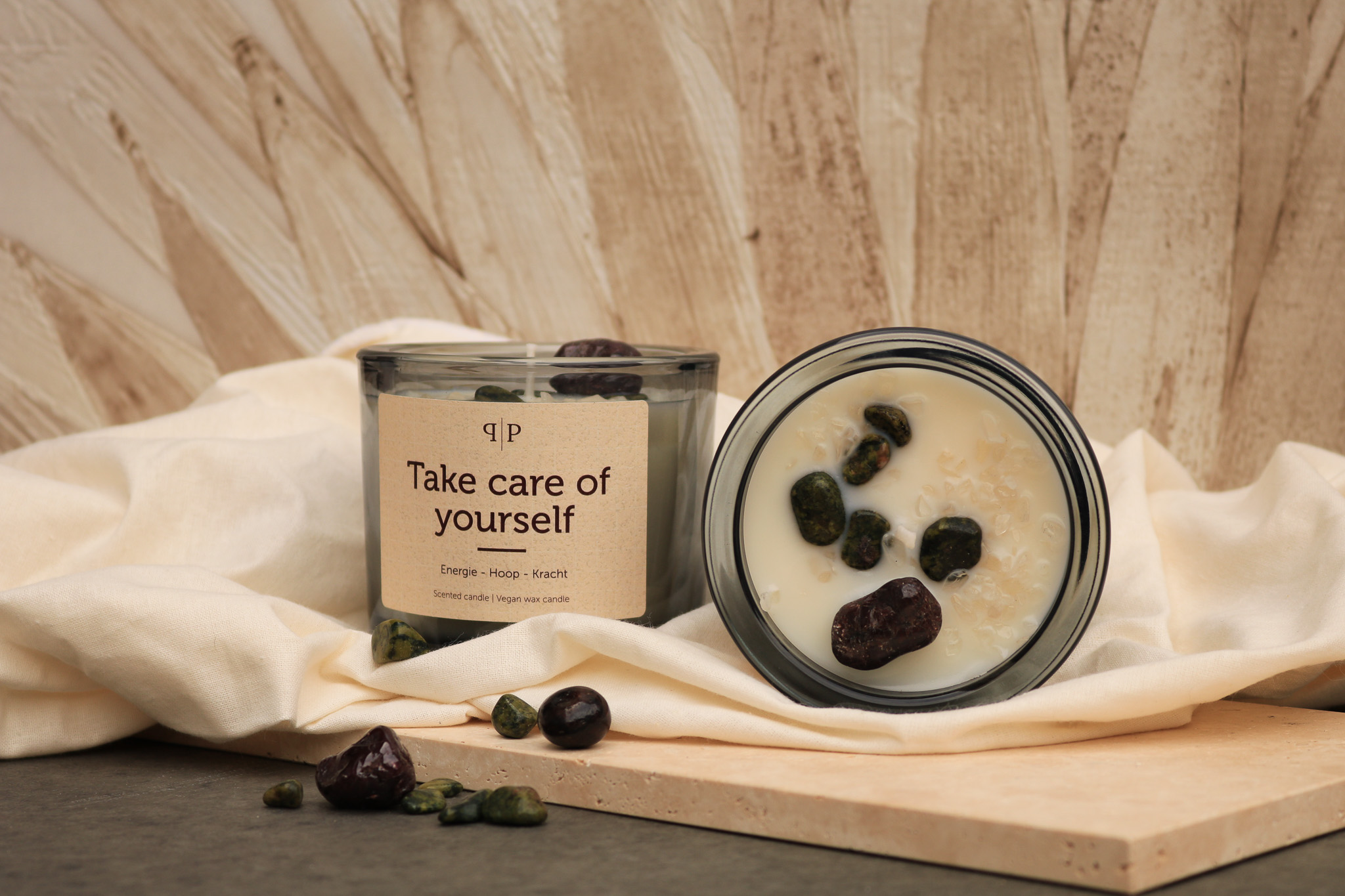 Edelsteenkaars | Granaat & Nefriet | Take care of yourself - Unique ...